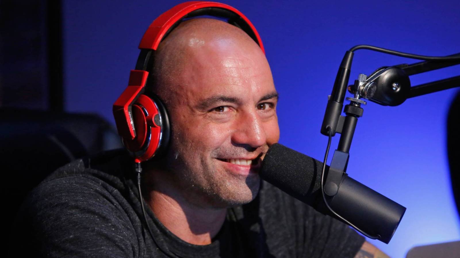Joe Rogan firma un nuevo acuerdo de asociación para su podcast, el Joe ...