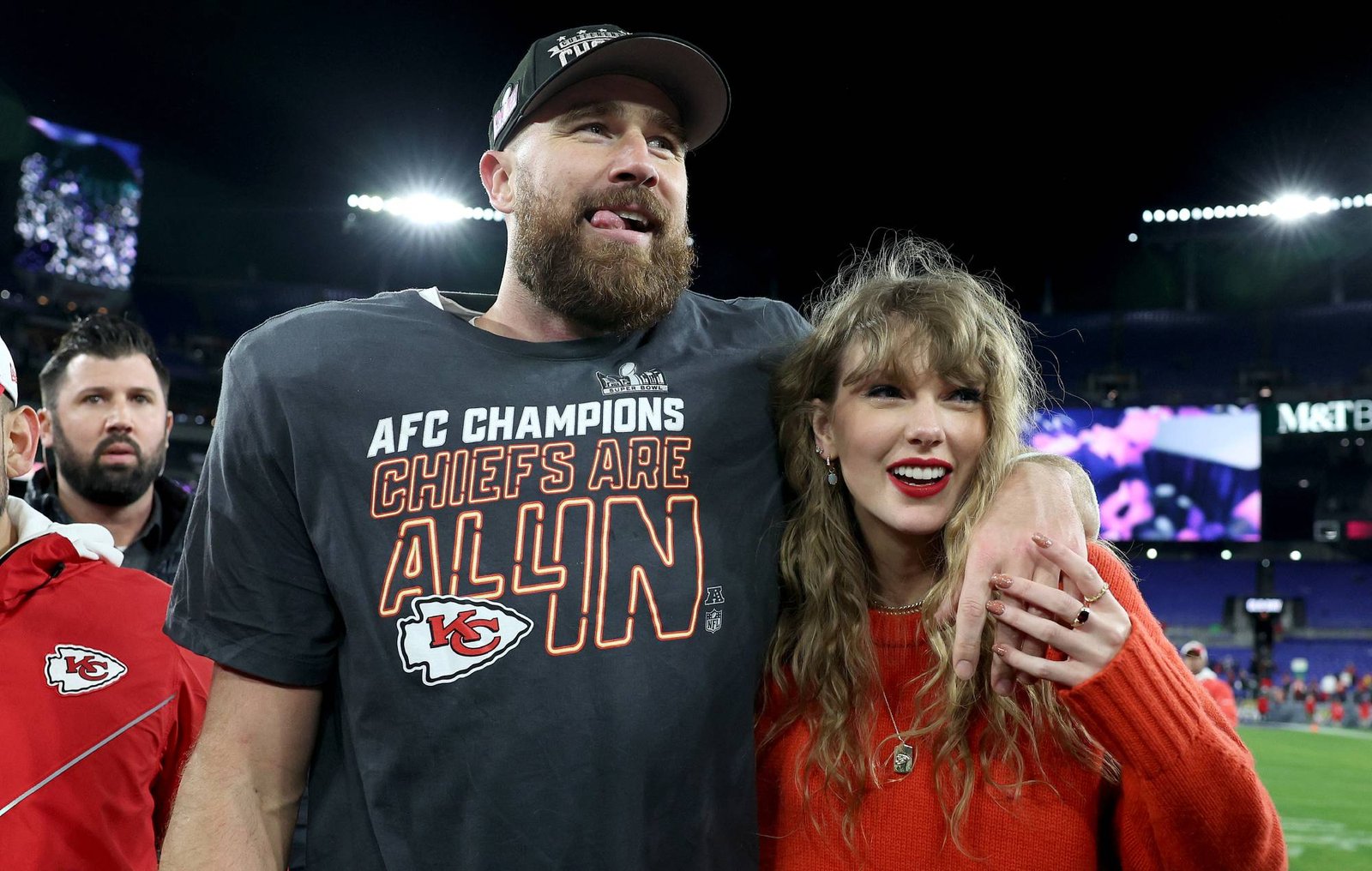¿Anunciará Taylor Swift su nuevo álbum en el podcast de Travis Kelce ...